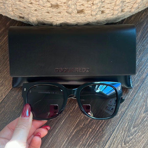 DSQUARED | Accessories | D Squared2 Icon 005s Sunglasses | Poshmark